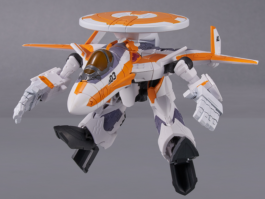 [新闻资讯] TINY SESSION VF-31E 齐格弗里德(查克·马斯坦古机)with蕾娜·布劳拉 NGA玩家社区