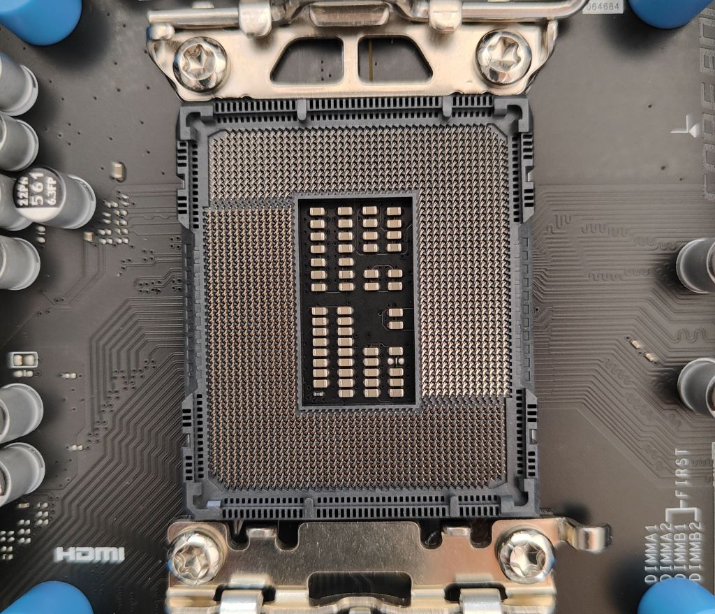 主板一直dram黄灯常亮，都有可能是啥的问题啊 NGA玩家社区