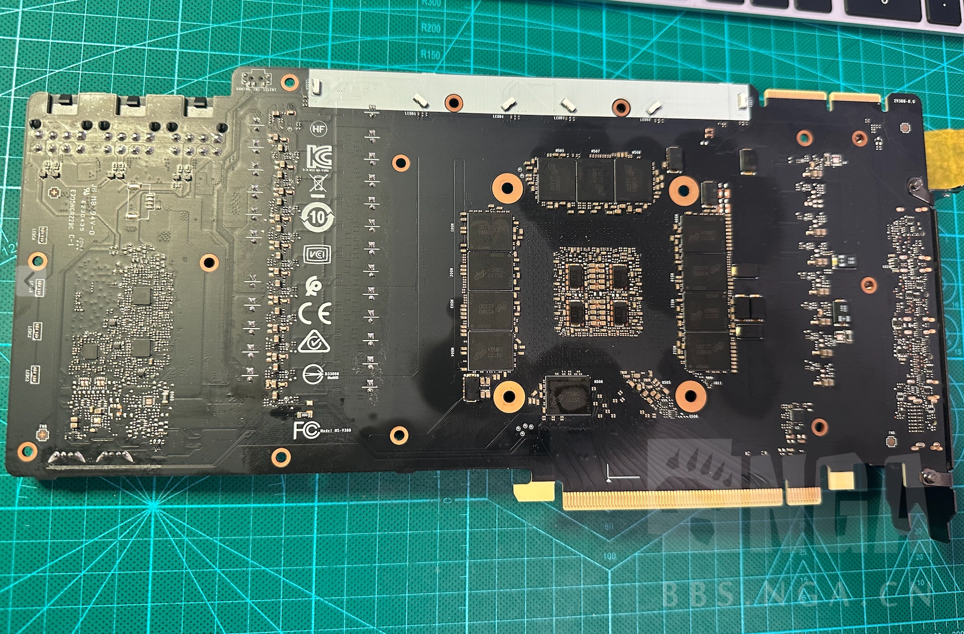 [ROLL] 官方不做那就只好自己动手了！微星RTX3090超龙 × SSSS.GRIDMAN 新条茜主题联名显卡！这次有COS！ NGA玩家社区