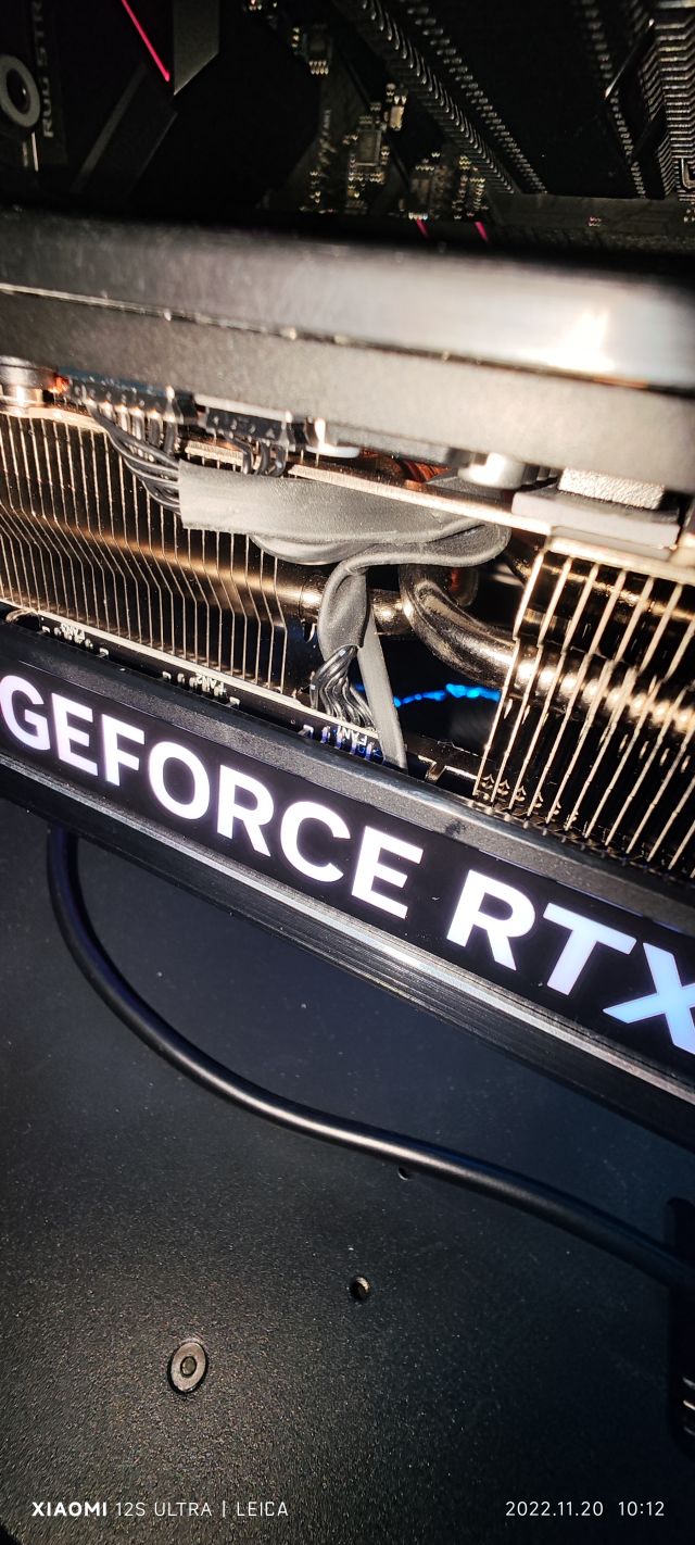同德4090内部线路离热管很近 NGA玩家社区