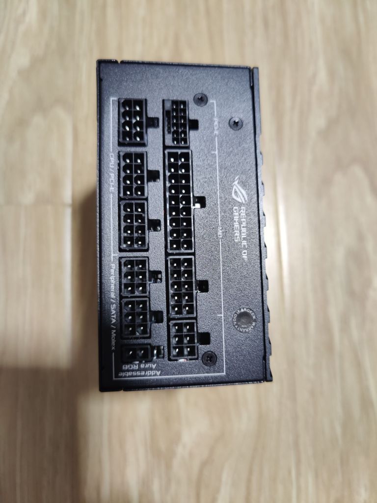 关于16PIN的PCIE一分二供电线 NGA玩家社区