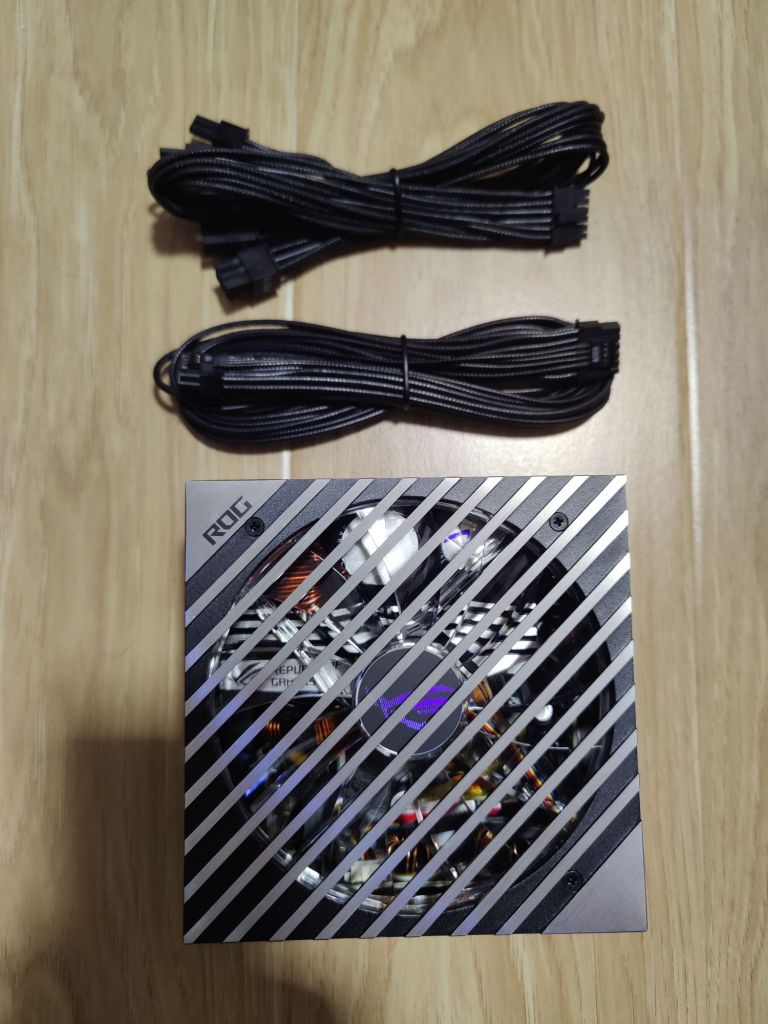 关于16PIN的PCIE一分二供电线 NGA玩家社区