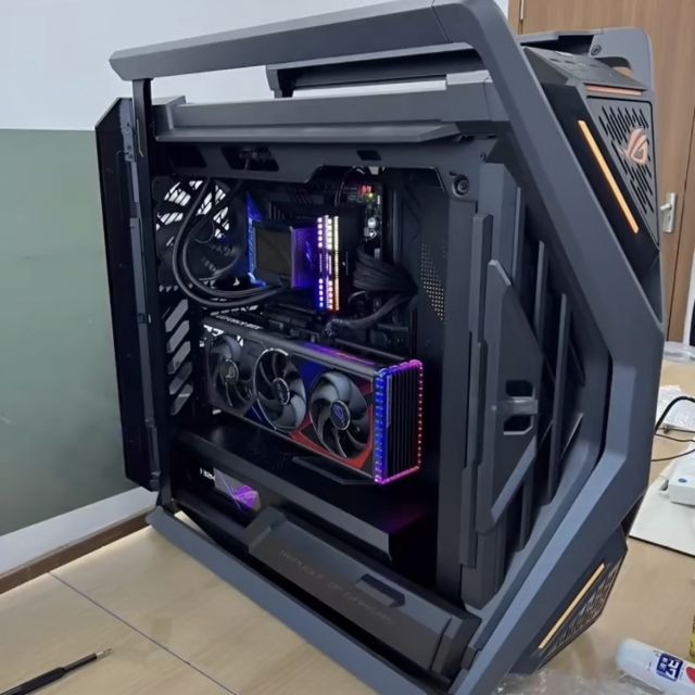 ROG创世神 新机箱确实帅啊！ NGA玩家社区