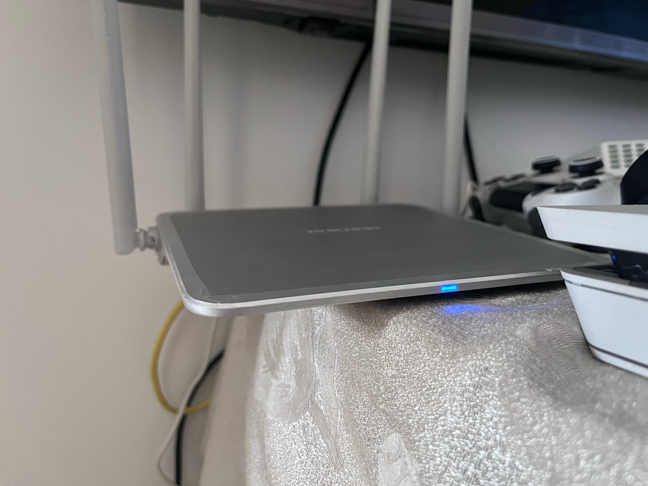 出一个K2P A2版本和两个办电信送的小米CR8809 NGA玩家社区