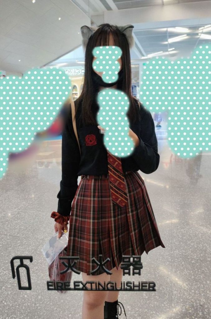 那种整天拿JK当广告图骗人点的交友软件里真有穿JK和LO的软妹吗？ NGA玩家社区