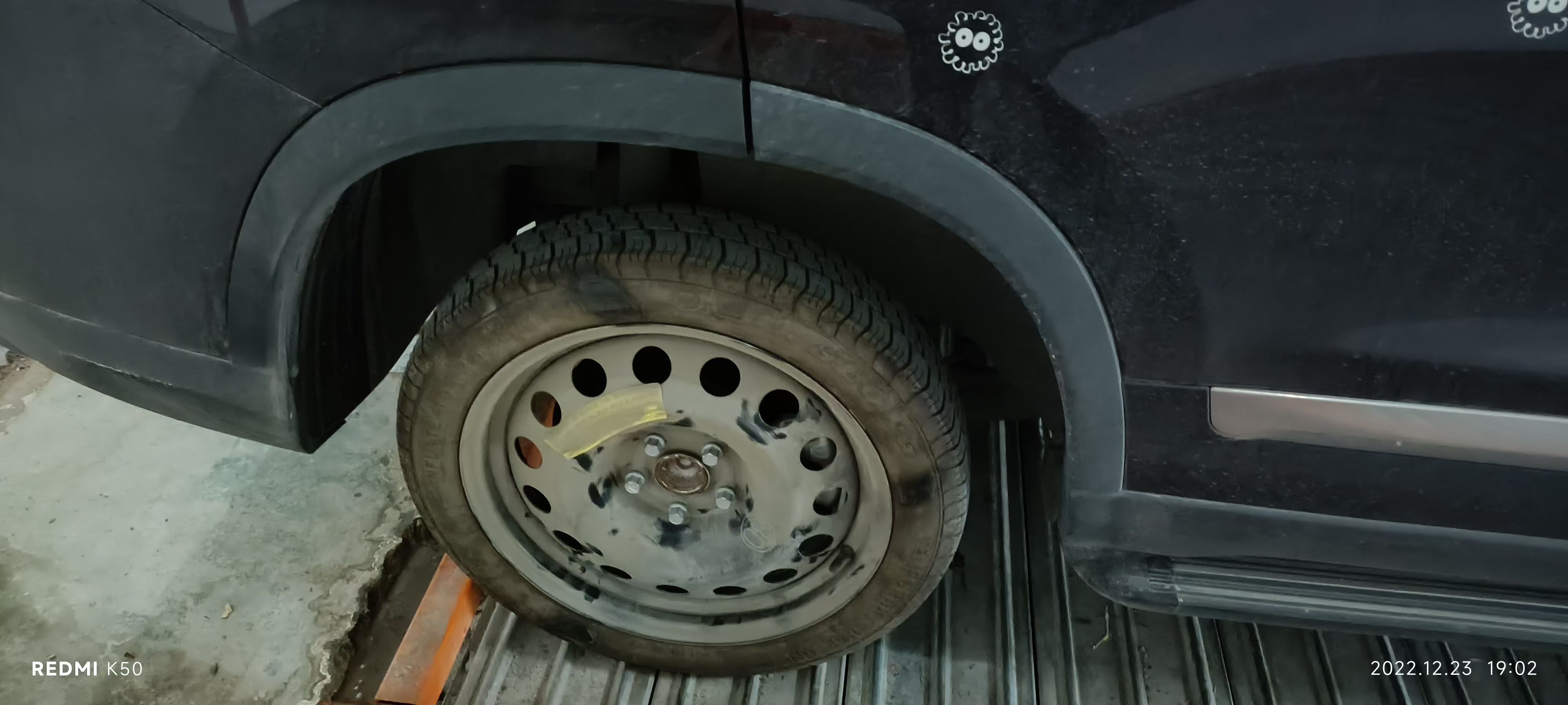 [问题求解]两年半2.7W公里的轮胎，换一个还是一对 NGA玩家社区