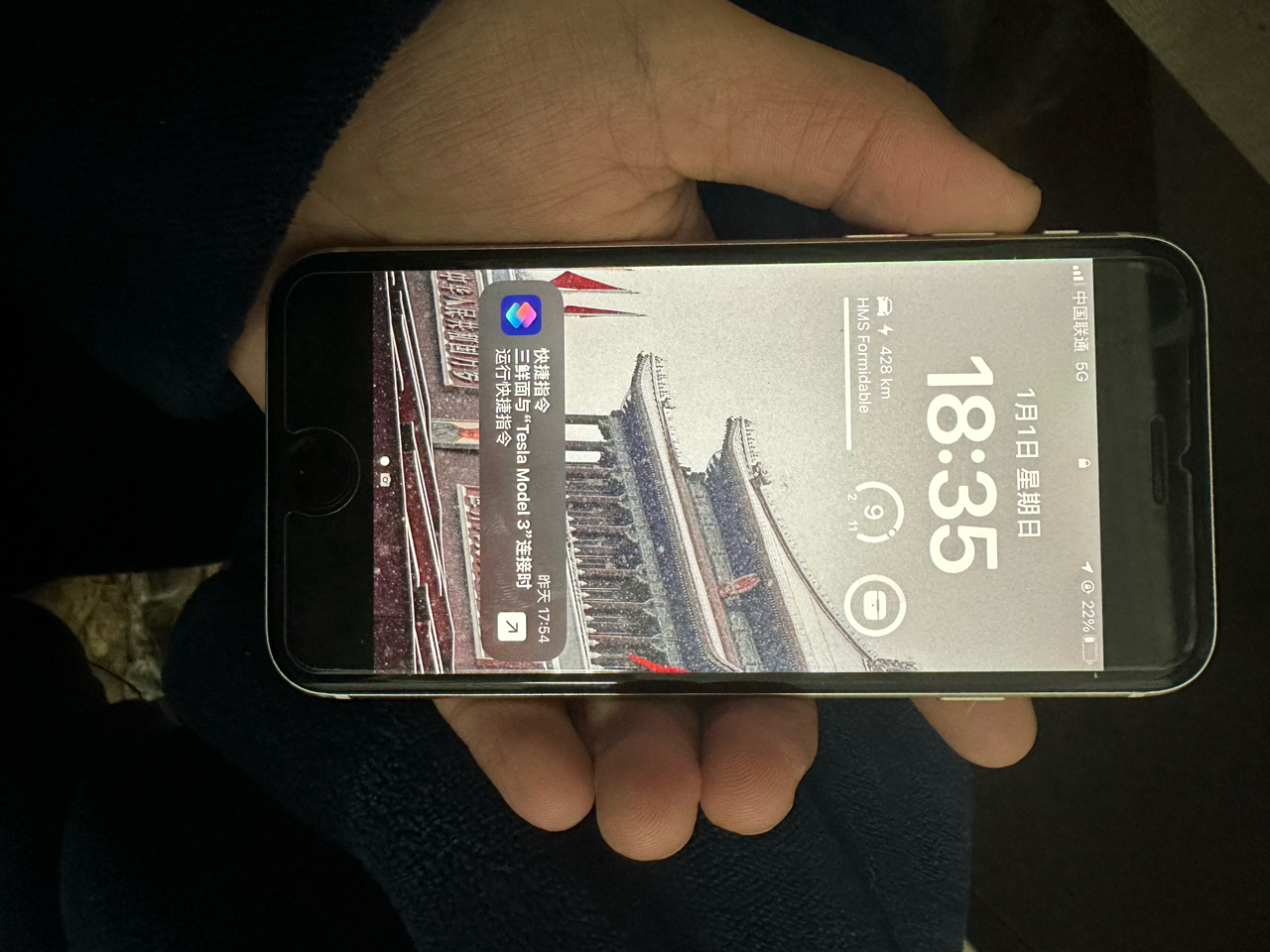 出白色iPhonese3，黑色ipadmini6 NGA玩家社区