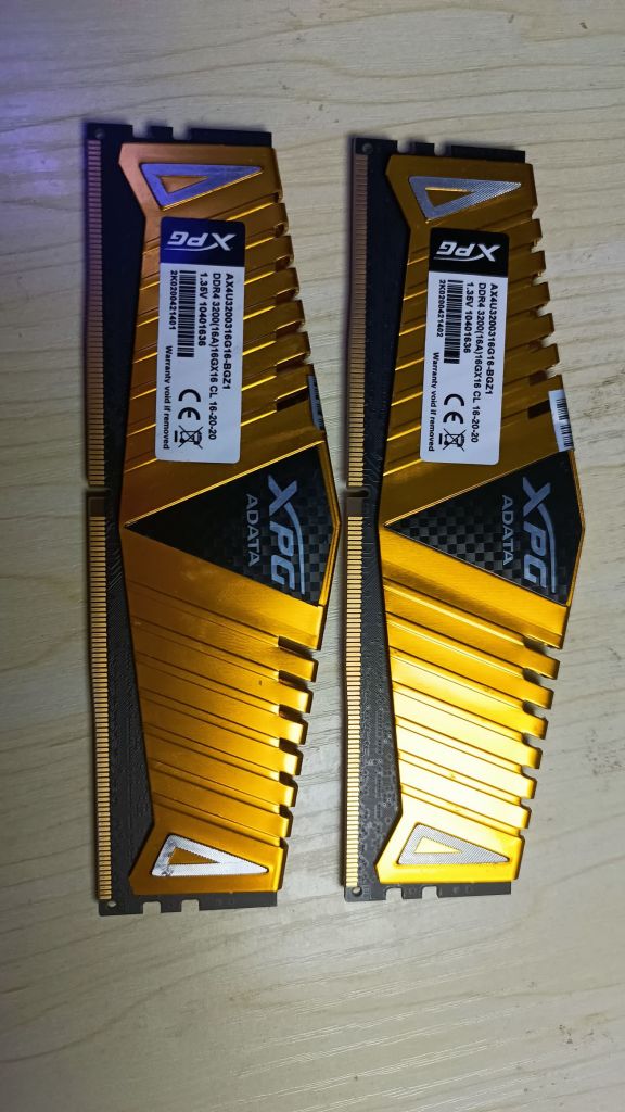 出威刚 ddr4 3200 8gx2 NGA玩家社区