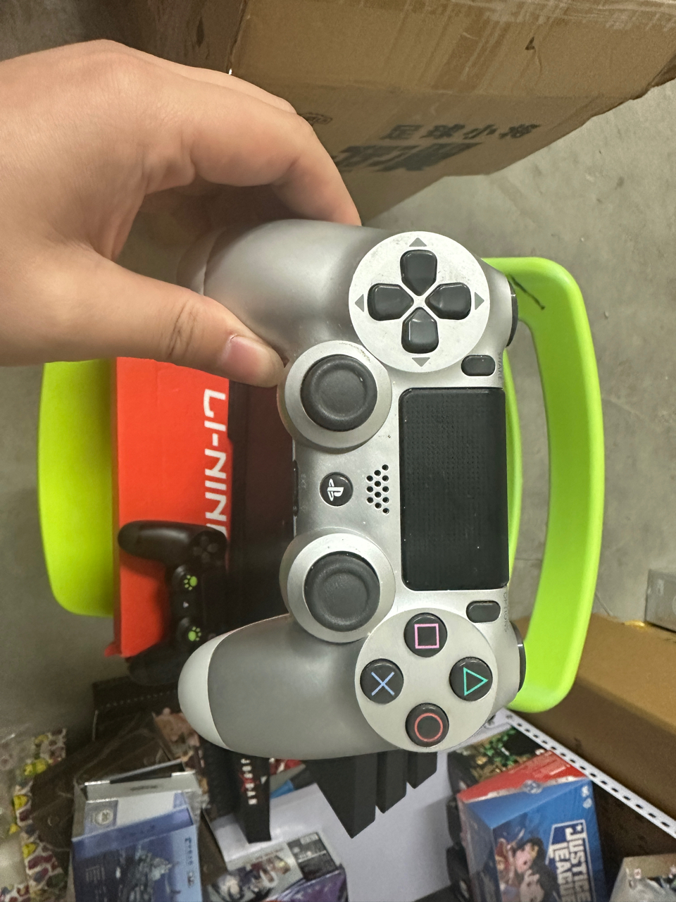 {已卖出 麻烦删帖}实在没空玩了 出一台ps5 ps4pro 还有些游戏。 NGA玩家社区