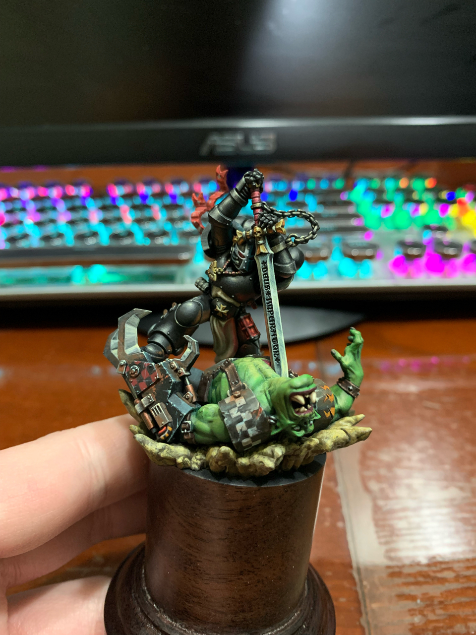 [拼装]战锤40K 黑色圣堂冠军 NGA玩家社区