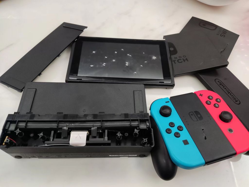 你们见过这种级别战损的switch嘛？ 178