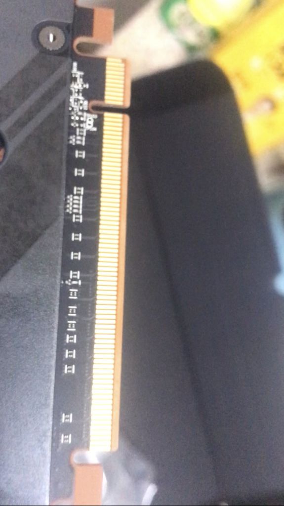 自营的瀚铠6800xt终于下山了 178