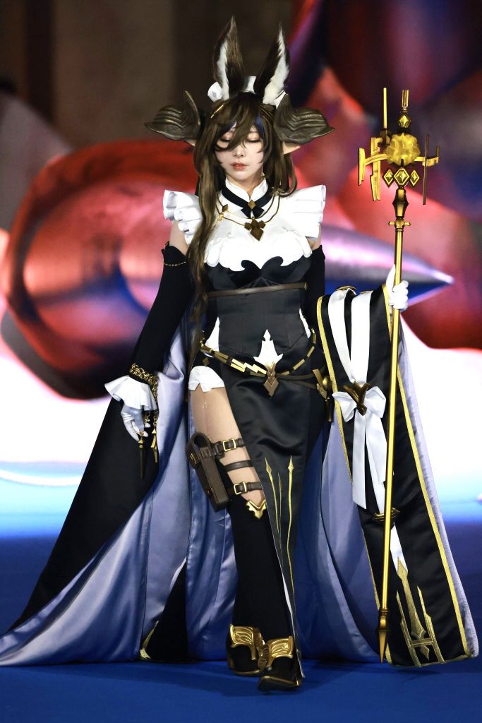 [闲聊杂谈] 本次fes追加5龙官方cos(风龙：喵？) 178