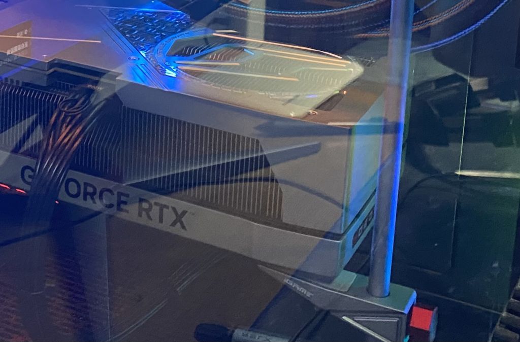 4090 adoc支架这个位置行吗？ 178