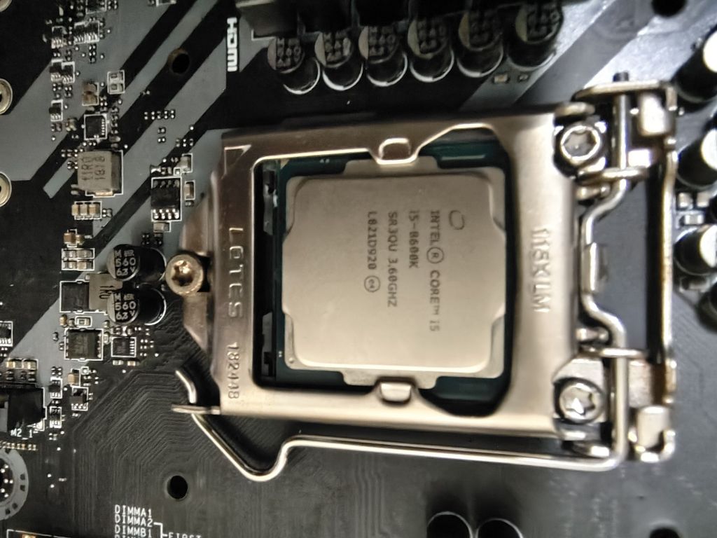 出自用8600k+微星Z370 NGA玩家社区