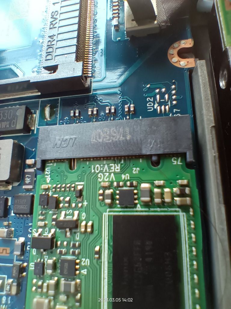 问个百思不得其解的问题，nvme可以和sata兼容？ NGA玩家社区