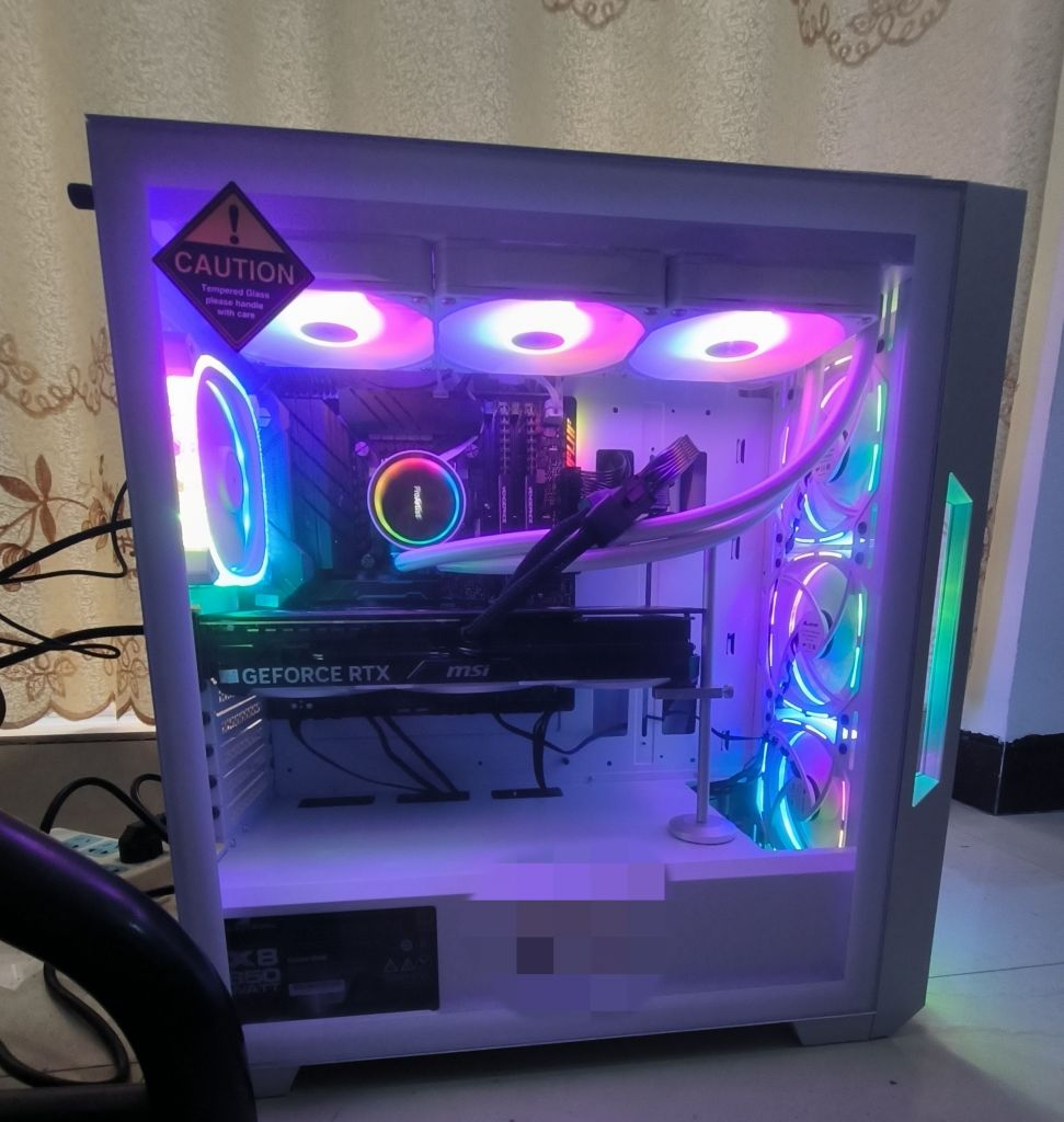 关机后主板这个位置rgb一直不灭，有懂哥教教怎么带着一起灭了吗？ 178