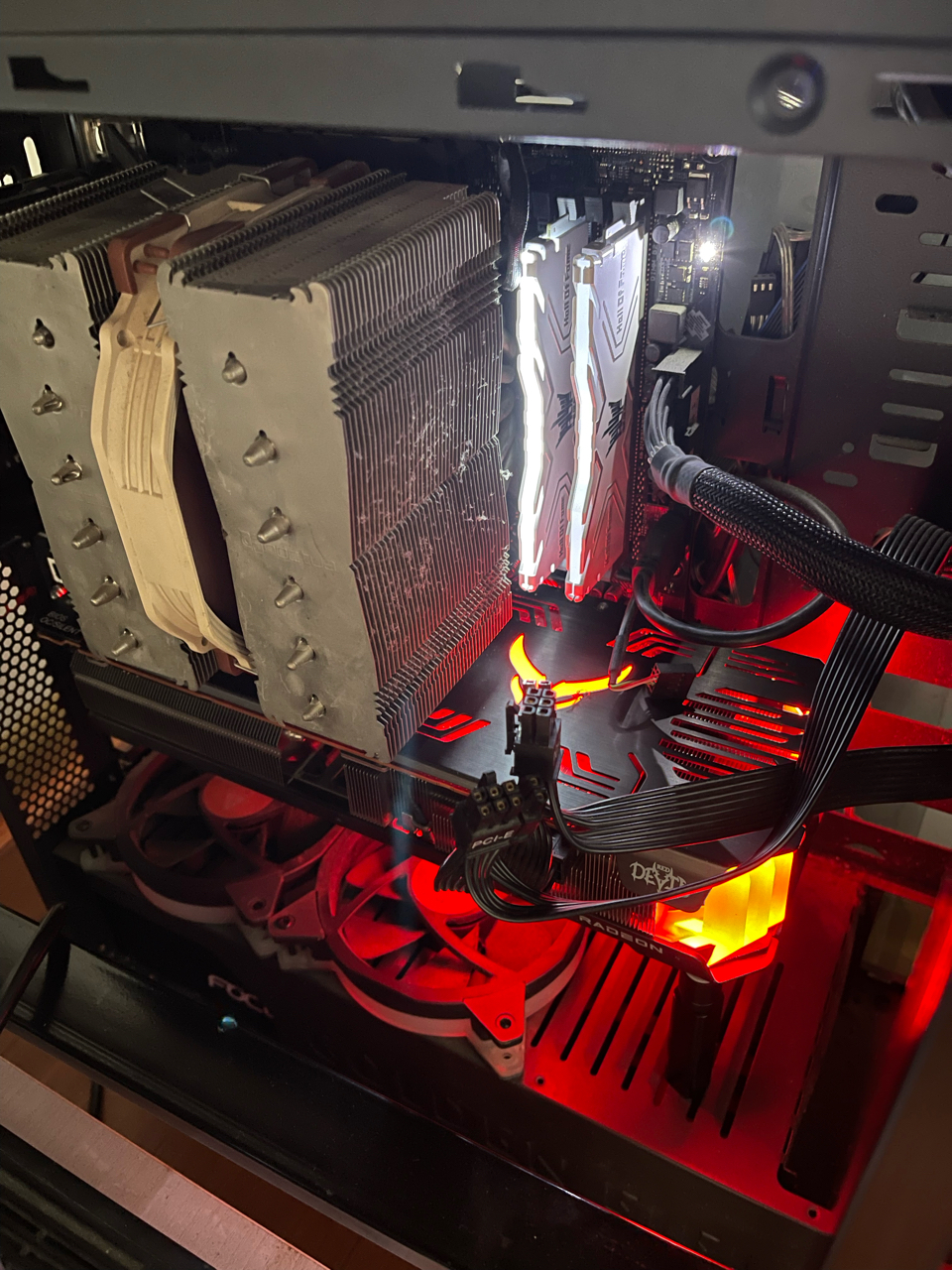 [电脑硬件]出一张6800XT红魔(暂出) 178