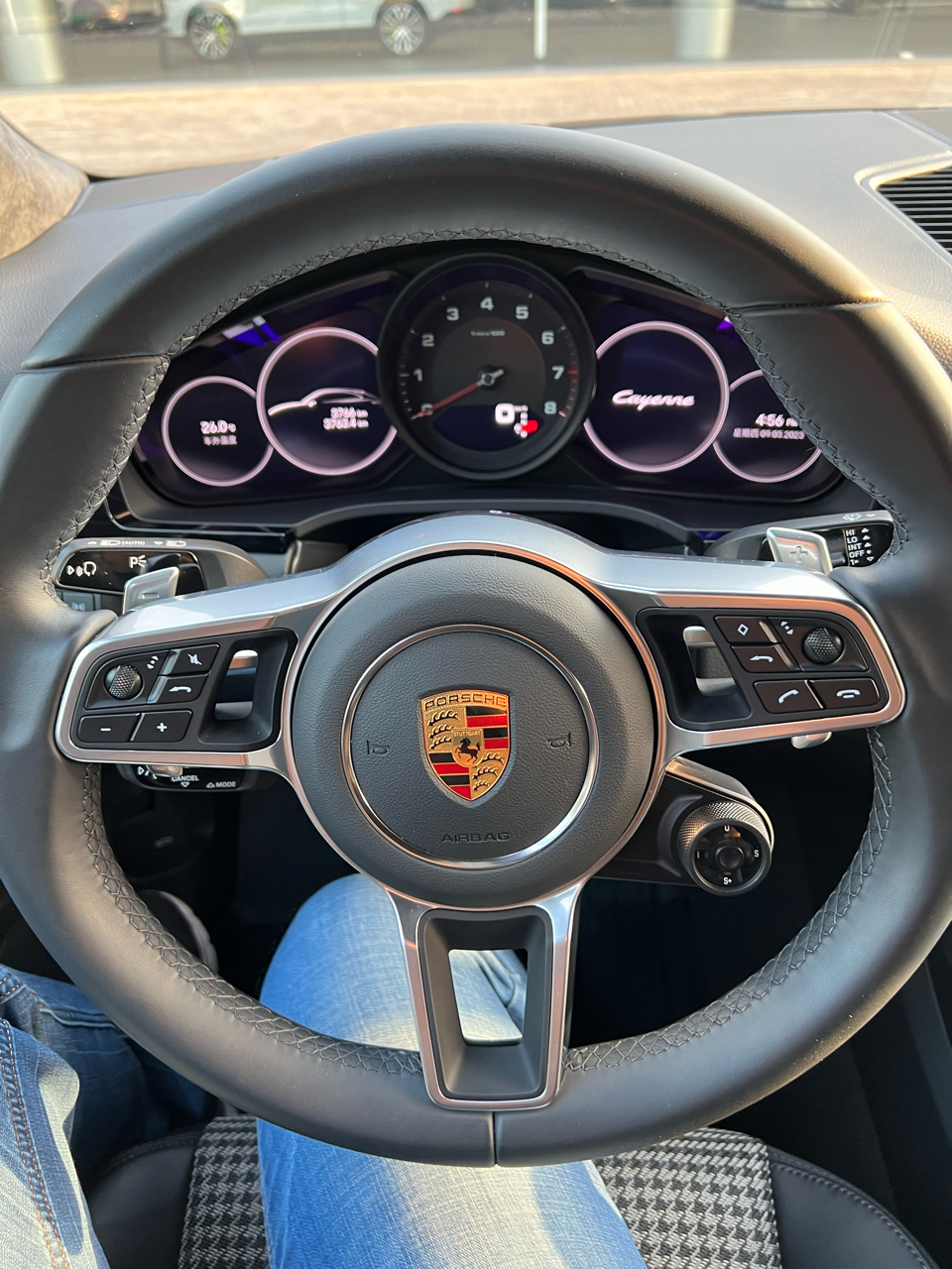 谁能告诉我凭啥保时捷卖这么贵 178