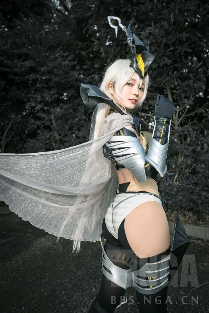 新奥特曼杰顿娘 178