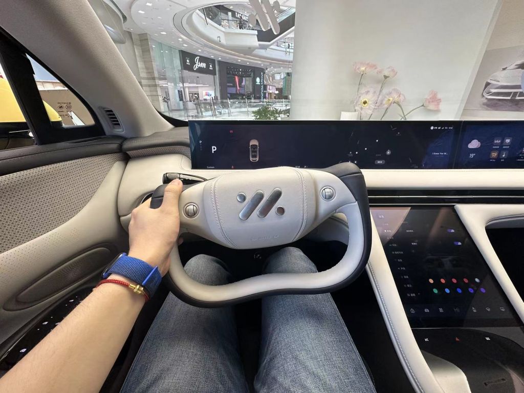 新鲜的试驾报告，智己LS7 NGA玩家社区