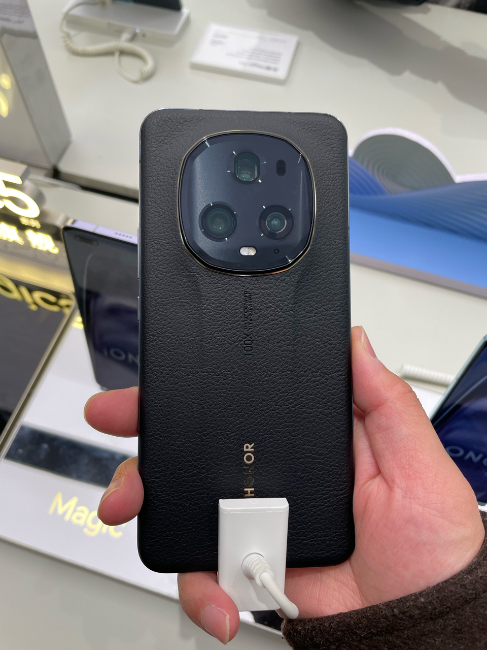 [求助] 兄弟们，纠结啊，小米13Pro还是magic5pro? NGA玩家社区