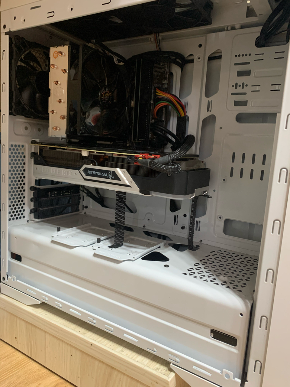 有人的显卡支架比这个更丐的没？ NGA玩家社区