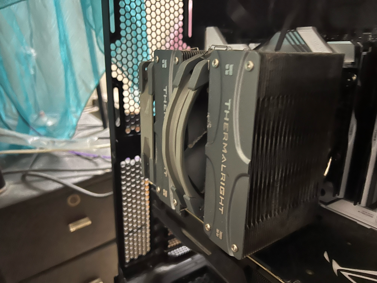 联力EVO+利民FC140=侧盖盖不上，晕了呀！(已解决) NGA玩家社区