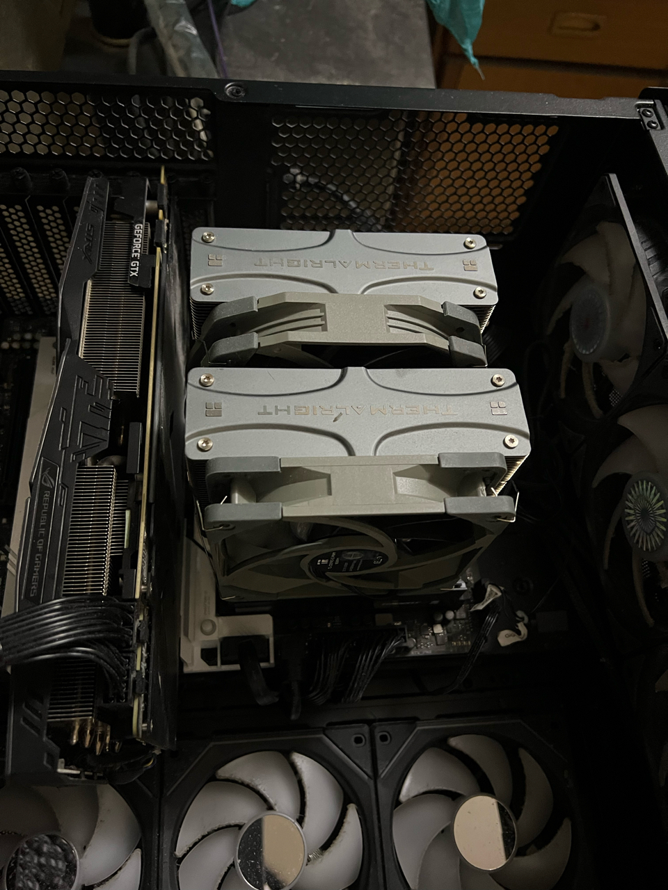 联力EVO+利民FC140=侧盖盖不上，晕了呀！(已解决) 178