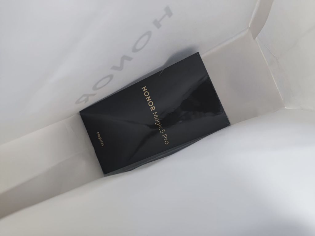 荣耀Magic5 pro全新 NGA玩家社区