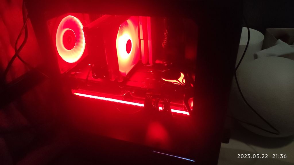 想买个3*8pin的argb延长线，只有联力吗 178