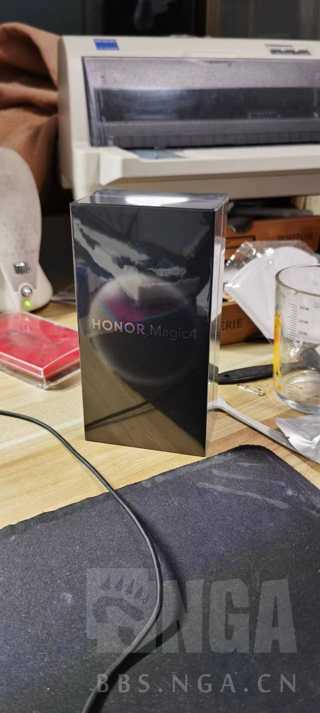 出荣耀magic4 白色12+256G全新未拆封 NGA玩家社区