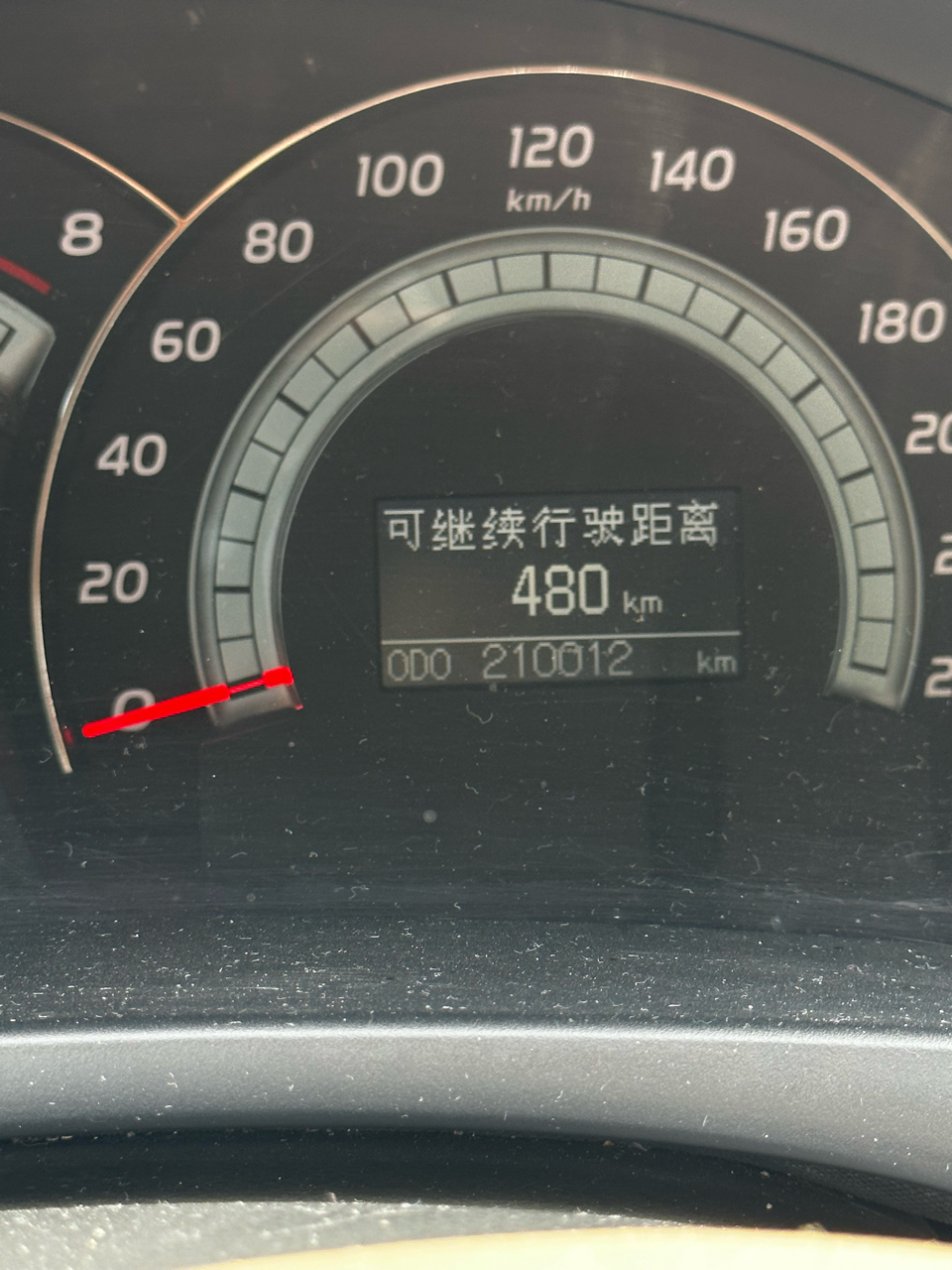 21万公里的凯美瑞，高速120时速，稳定3800转，太夸张了。 178