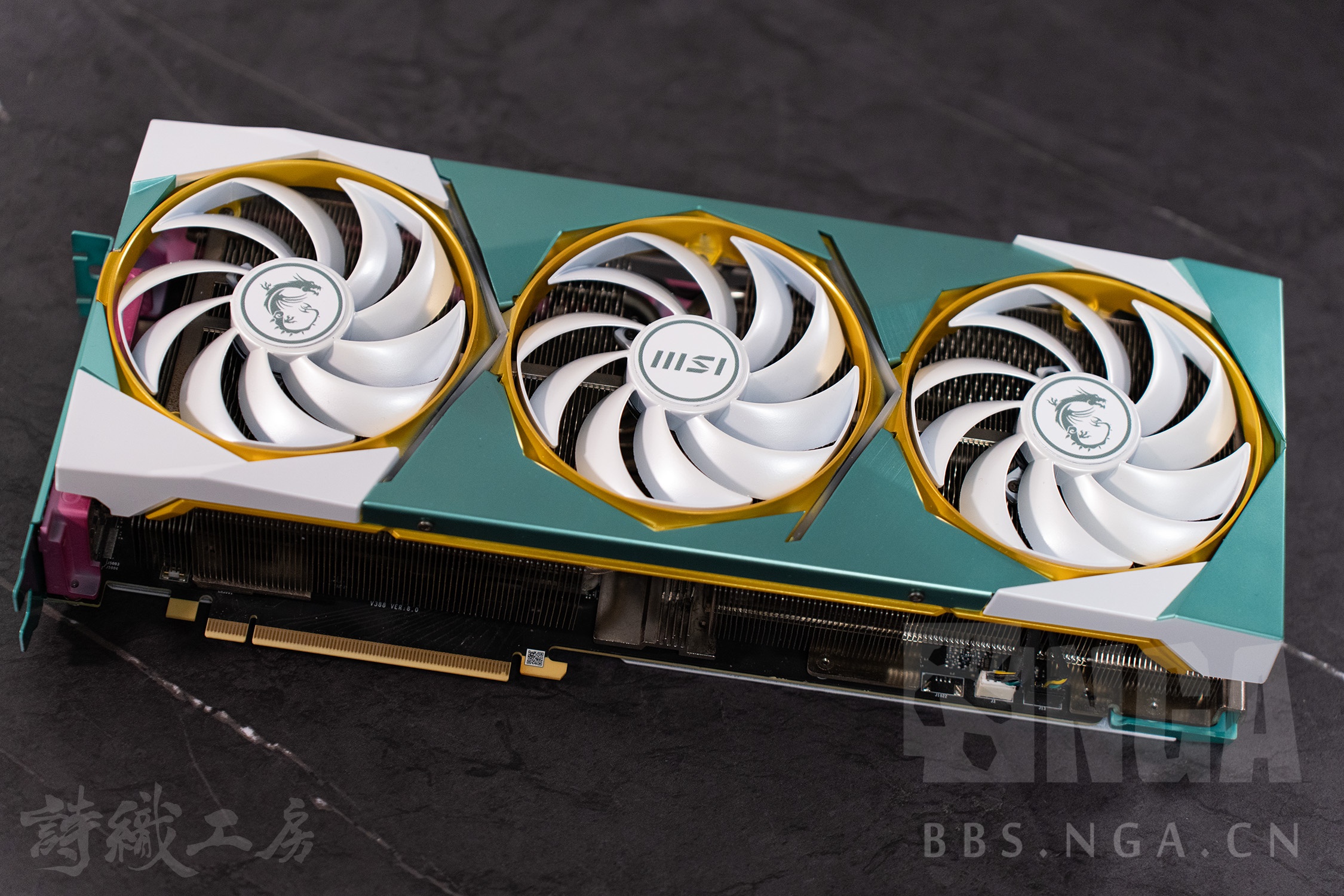 [ROLL]微星 GeForce RTX 3090 超龙 × 《邻座艾莉同学》改造 178