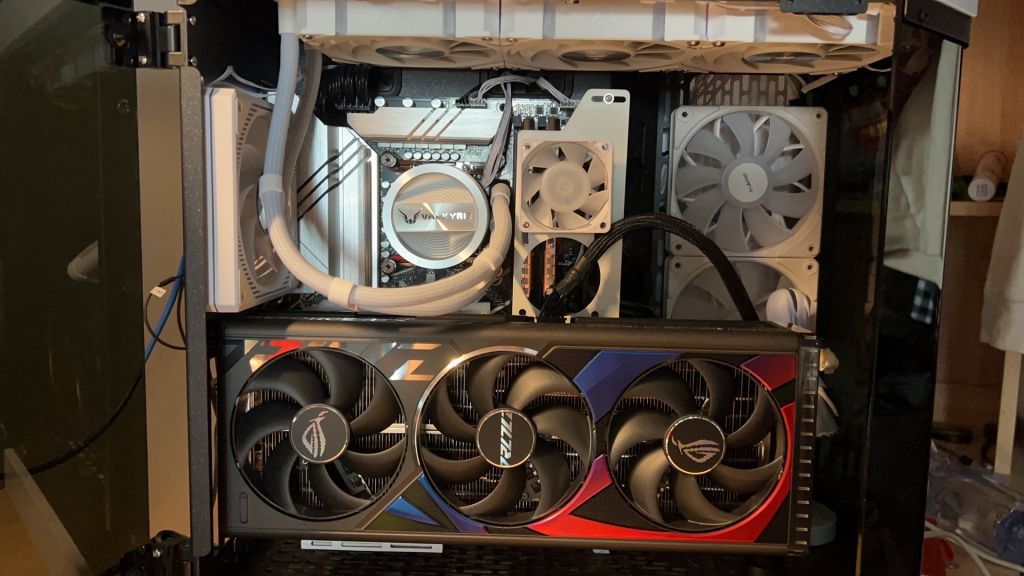 武汉地区自提4090猛禽oc NGA玩家社区