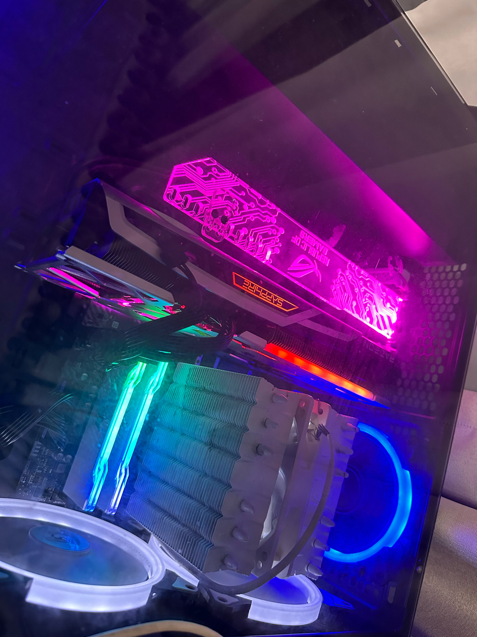 出6700xt超白金或者22年8月的3070魔龙 NGA玩家社区