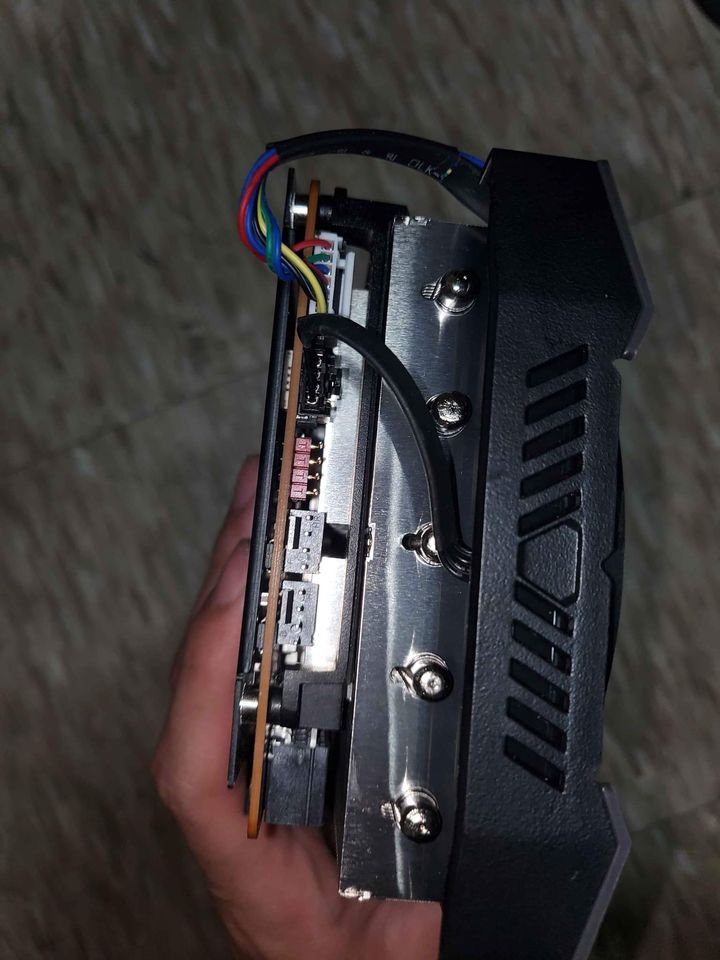 [水]2023年，買了張全新的5700XT NGA玩家社区