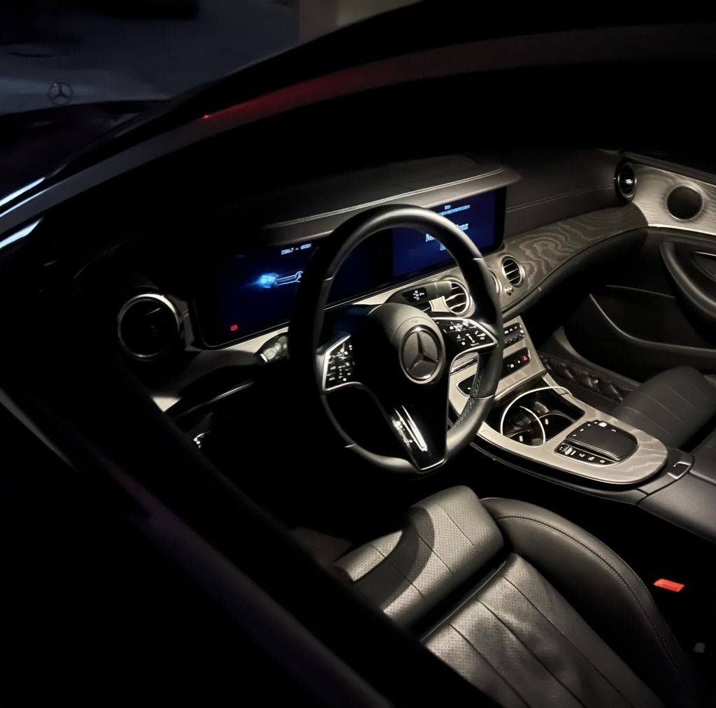 老哥们，应该是决赛圈了，a7l和e300豪华怎么选 NGA玩家社区