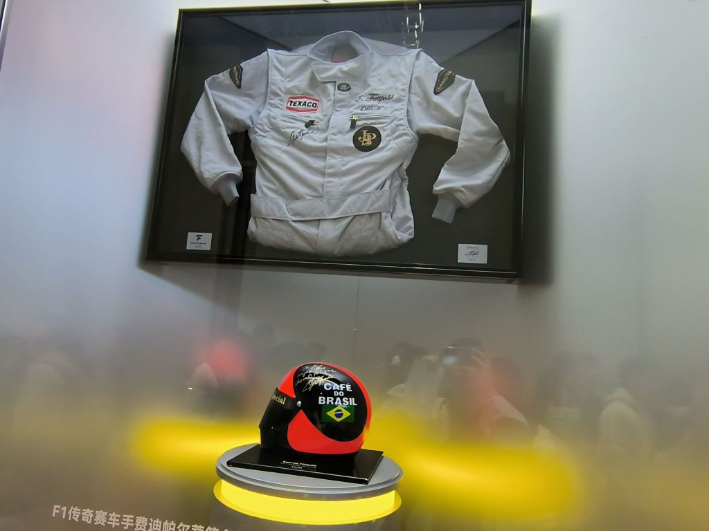f1-178