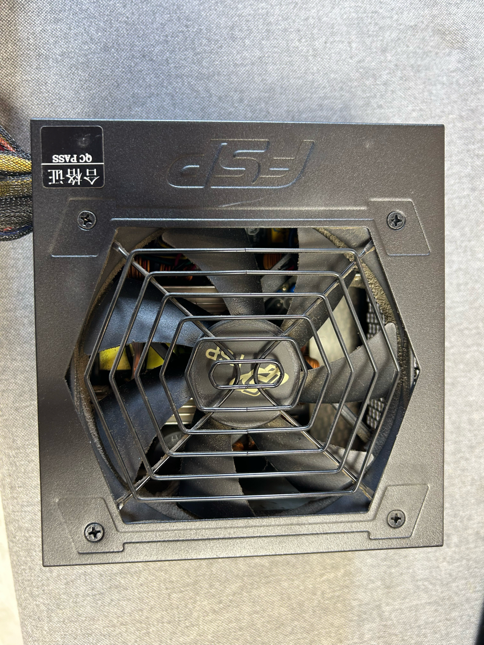 上海出 英伟达公版 1070 /全汉550电源 NGA玩家社区