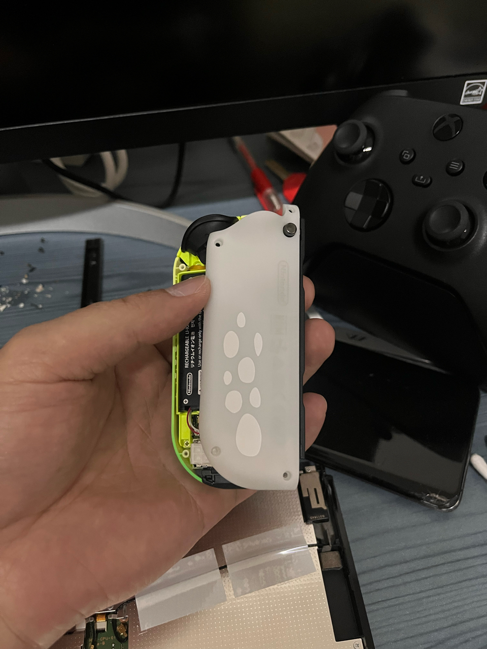 [Switch相关]一个小教程：joycon断连不一定要换滑轨，关于如何清理接口。 178