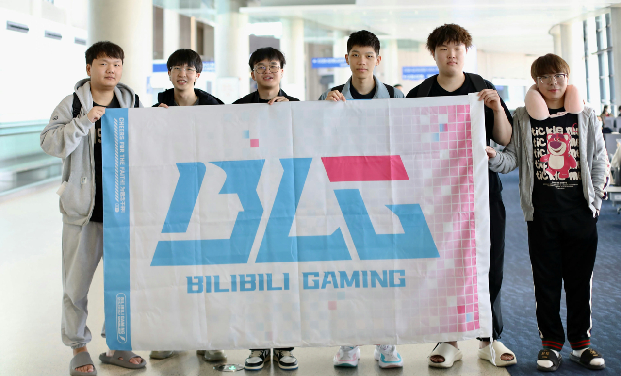 [国际赛事]BLG出发了 ON这头发…… BIN变壮壮妈 NGA玩家社区