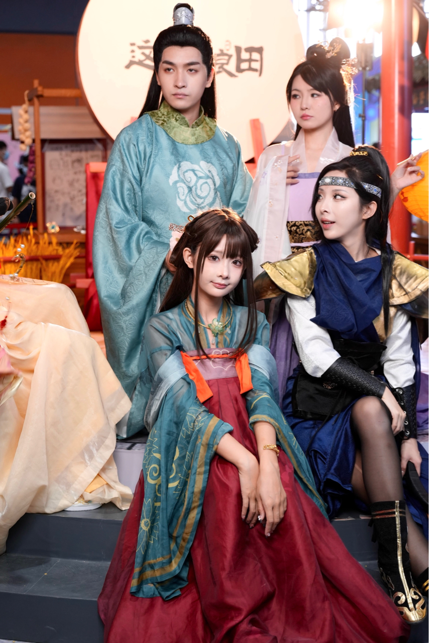 发几个萤火虫漫展的好看的 coser NGA玩家社区