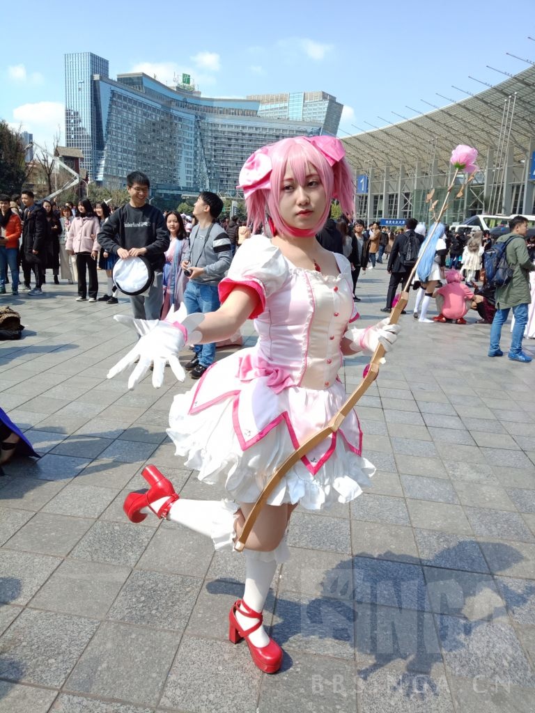 在cp29拍到一个气质特别还原的三鹰朝coser NGA玩家社区