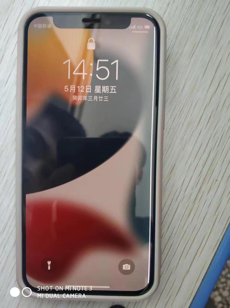 苹果12mini侧面出现白光 NGA玩家社区