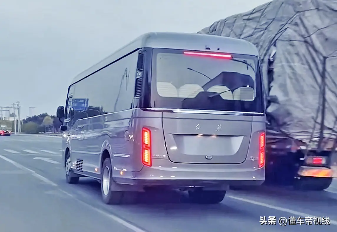 搭载3.0T动力，红旗QM7实车曝光 NGA玩家社区