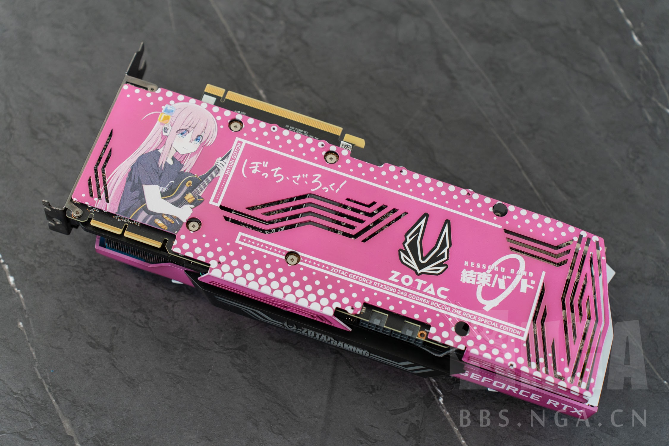 [ROLL] 今天谁也别拦着喜多波奇贴贴！索泰 GeForce RTX 3090 Trinity OC × 《孤独摇滚》DIY联名卡 178