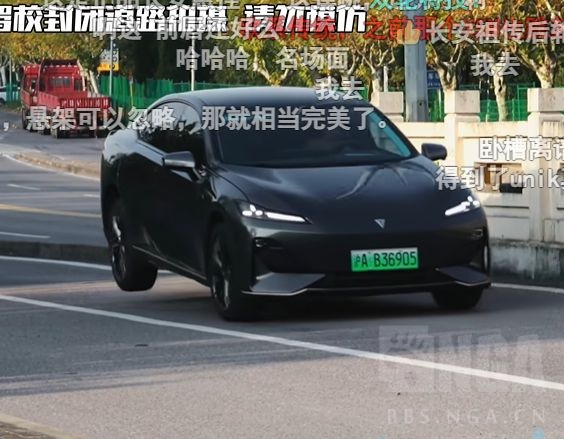 年轻家庭的第一辆车，求推荐。[深蓝s7、银河L7、零跑C01、C11、大众ID3、ID4] 178