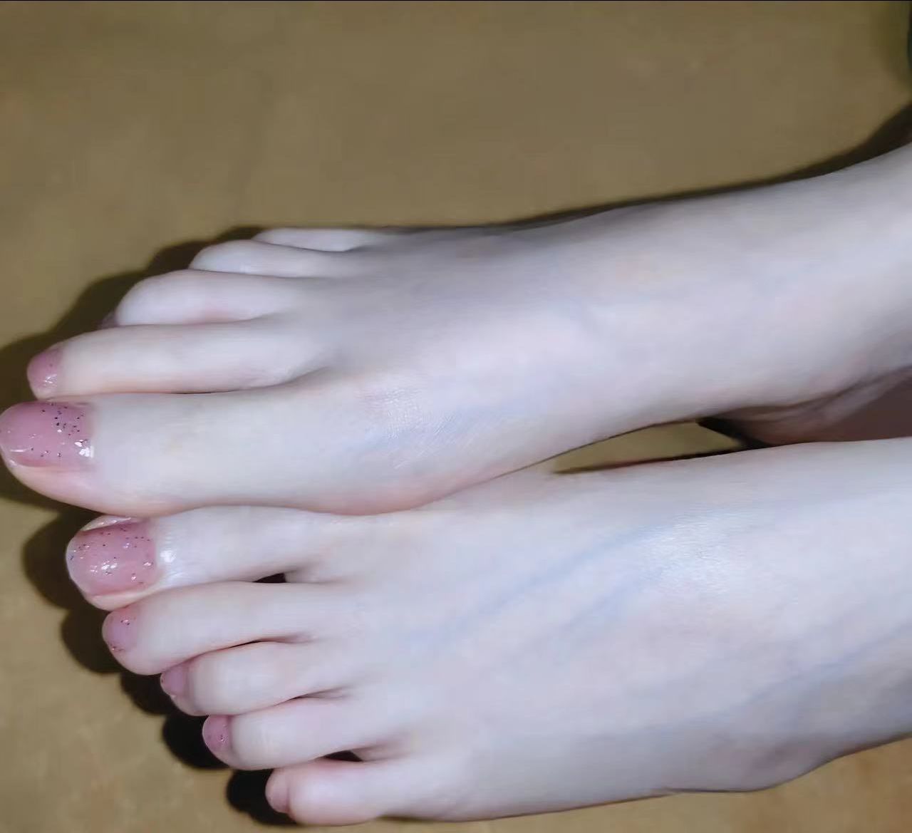 4090临门一脚之显示器求助，预算3-6k?顺带求大家看下作业~ NGA玩家社区