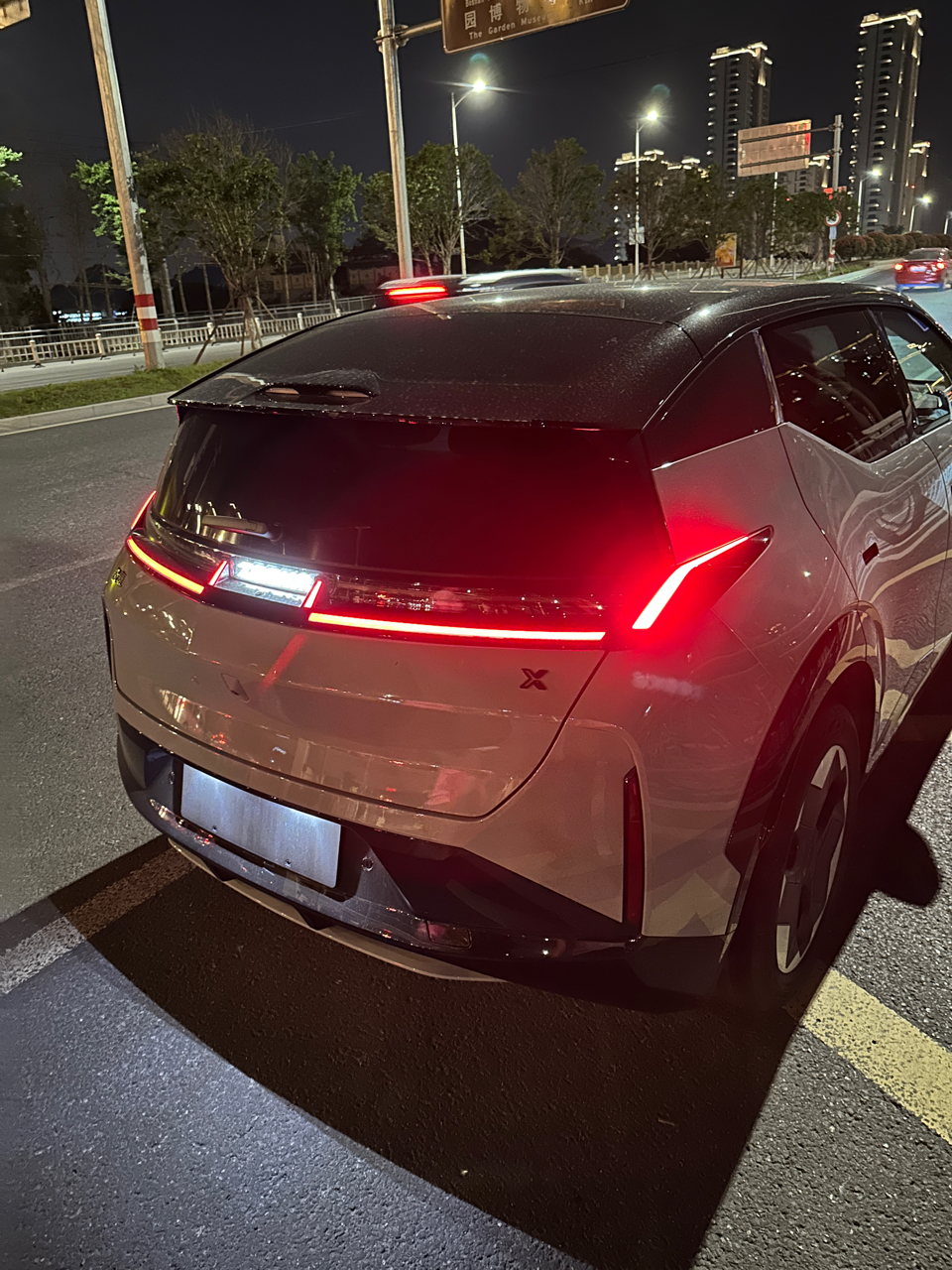 今天试驾了三部车，极氪001，单电机，小鹏P7i，深蓝03 NGA玩家社区